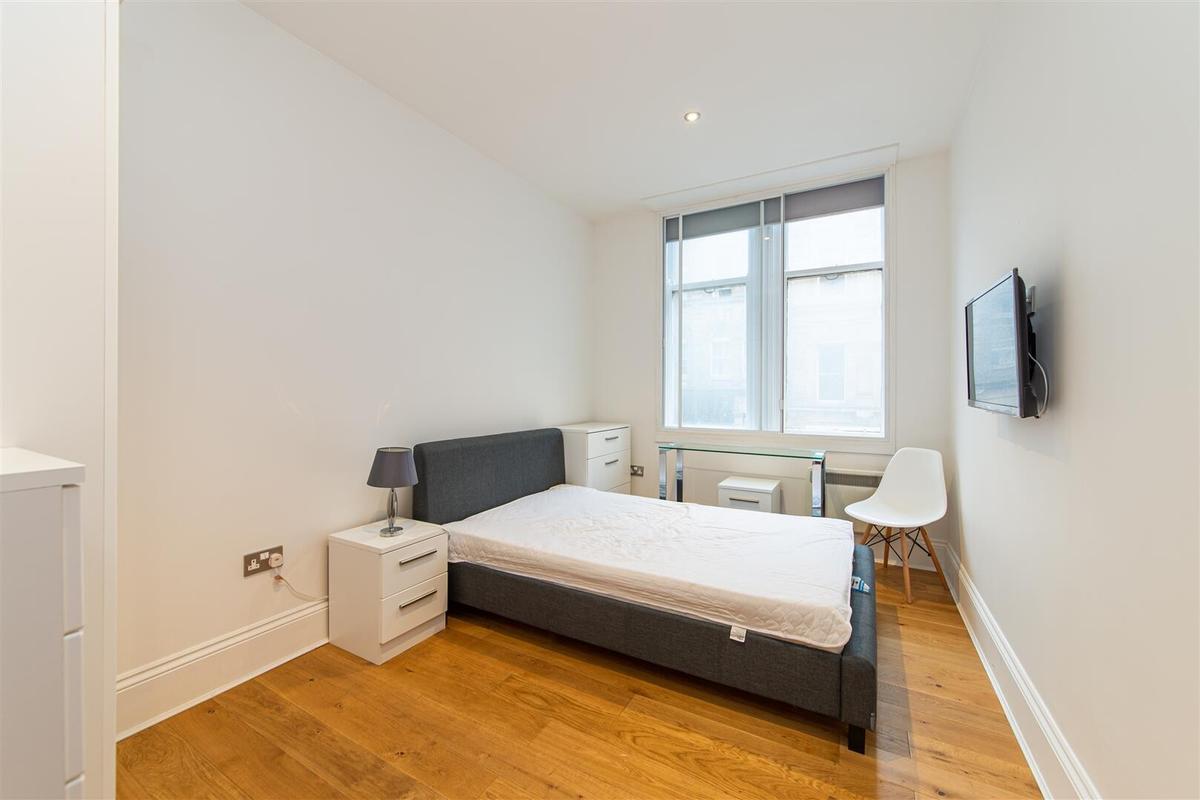 3 bedroom apartment for rent Chaucer Building Newcastle, NE1 5JE | UniHomes