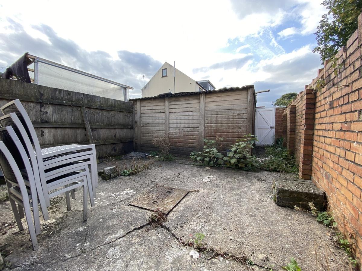 2 bedroom apartment for rent Cathays Terrace Cardiff, CF24 4HU | UniHomes