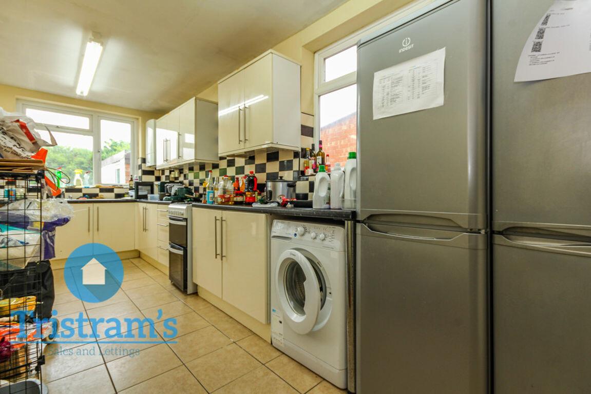 4 bedroom house for rent Ranelagh Grove, Nottingham, NG8 1HU | UniHomes