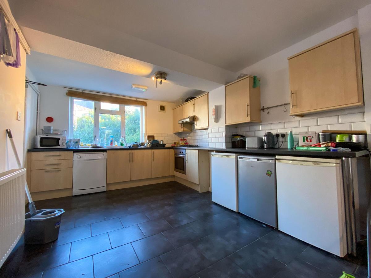 6 bedroom house for rent Salisbury Road, Cardiff, CF24 4AD | UniHomes