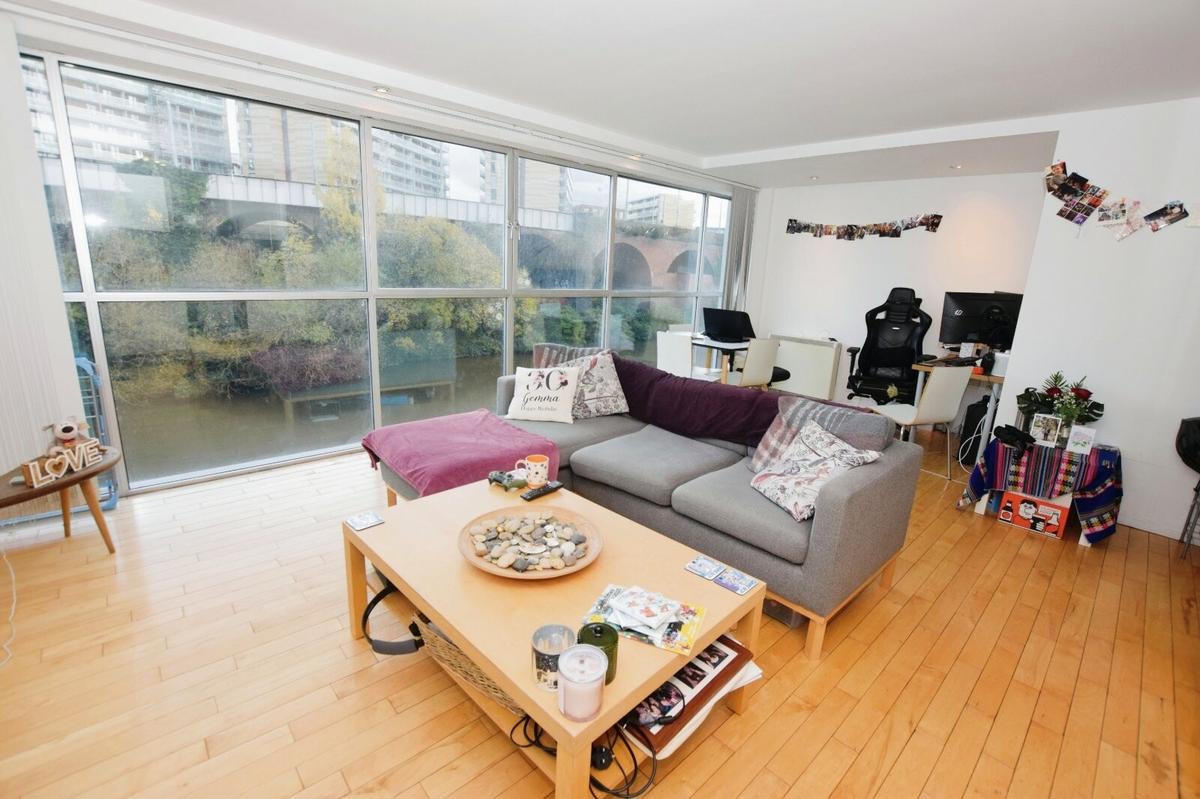 2 bedroom house for rent Gresham Mill Manchester, M5 4JH | UniHomes