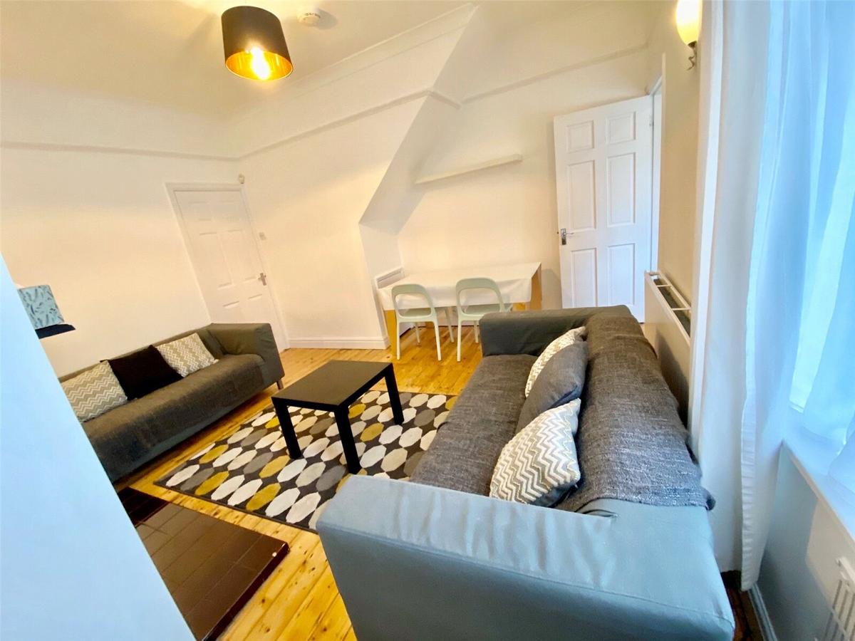 3 bedroom house for rent Horton Road, Manchester, M14 7GD | UniHomes