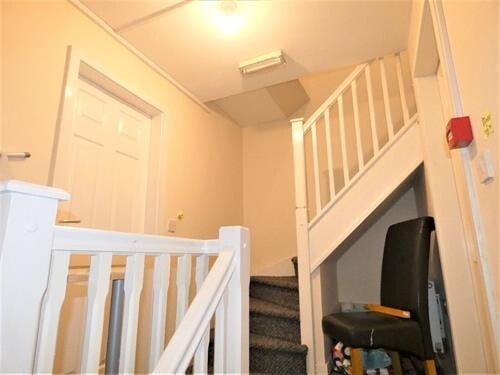 5 bedroom house for rent Sorrell Gardens, Stoke-on-Trent, ST5 3FA ...