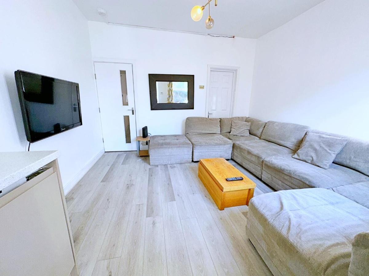 5 bedroom house for rent Charlotte Road Sheffield, S2 4EQ | UniHomes