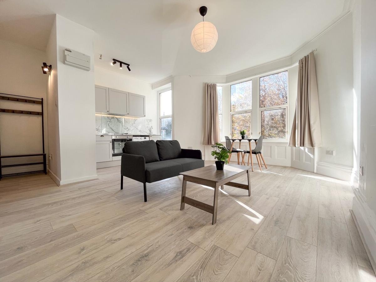 1 bedroom apartment for rent Connaught Road Cardiff, CF24 3PX | UniHomes