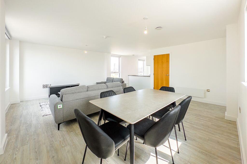 3 bedroom apartment for rent 3 Craven Street Manchester, M5 4EE | UniHomes