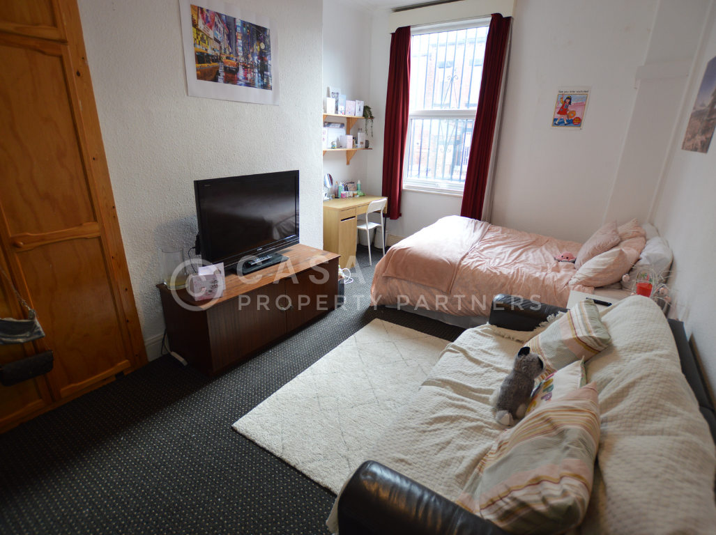 7 bedroom house for rent Delph Lane, Leeds, LS6 2HQ | UniHomes