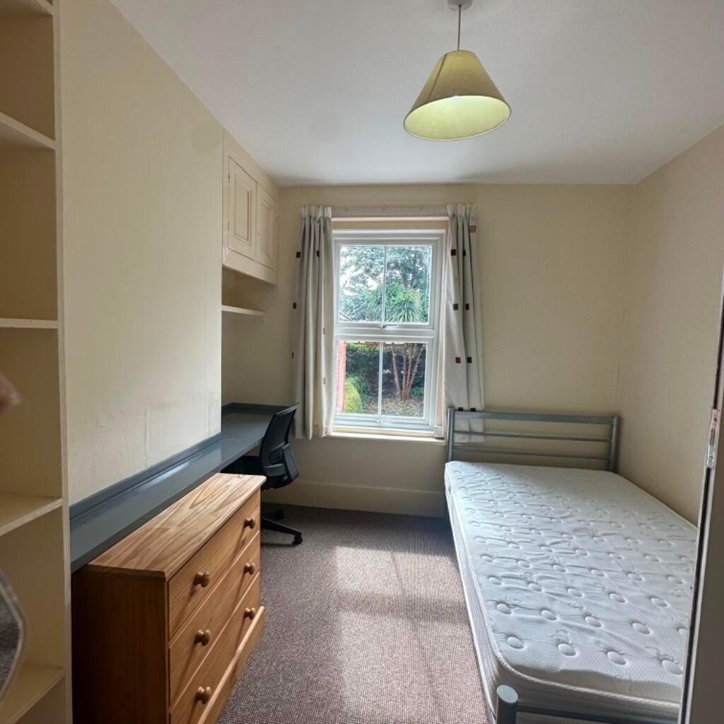 5 bedroom apartment for rent Fore Street Exeter, EX1 2QL | UniHomes