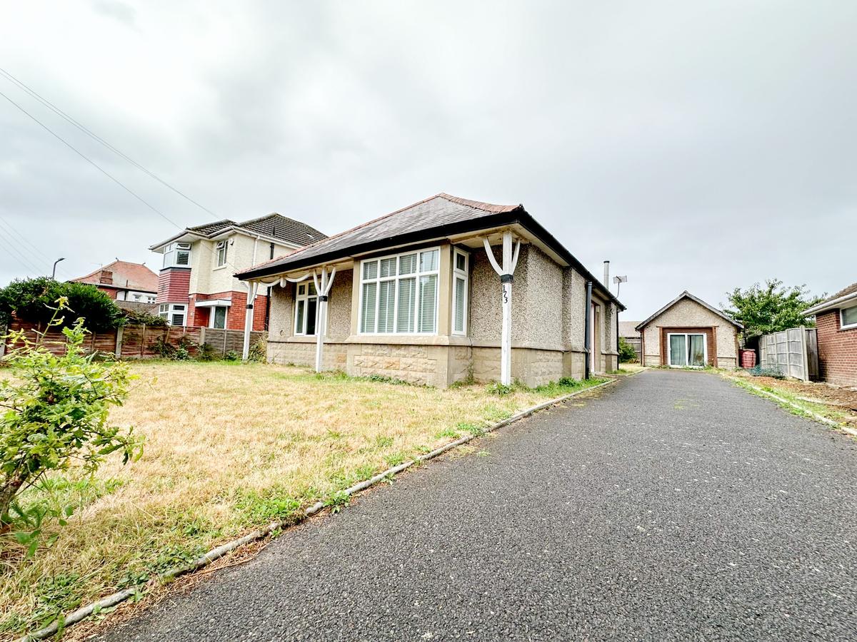 4 bedroom house for rent Redhill Drive Bournemouth, BH10 6AH | UniHomes