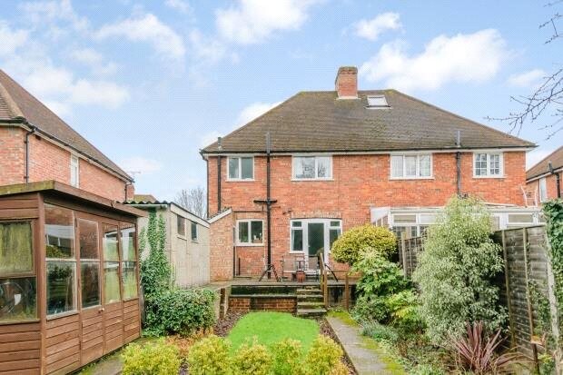 4 bedroom house for rent Beech Grove, Surrey, GU2 7UX | UniHomes