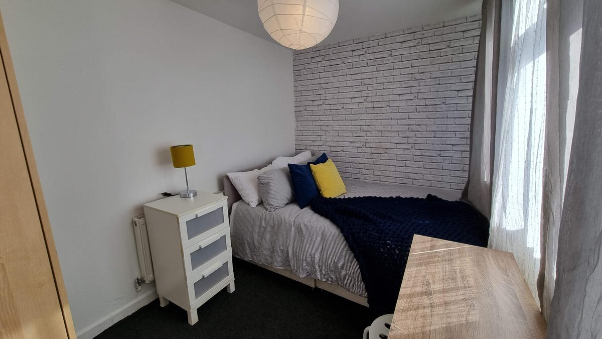 4 bedroom house for rent Woodbridge Fold Leeds, LS6 3LX | UniHomes