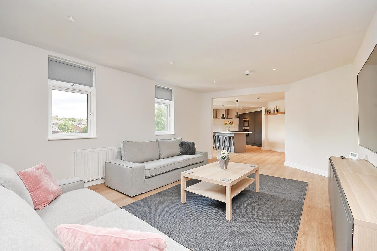 6 bedroom apartment for rent 50 Egerton Street Sheffield, S1 4JX | UniHomes