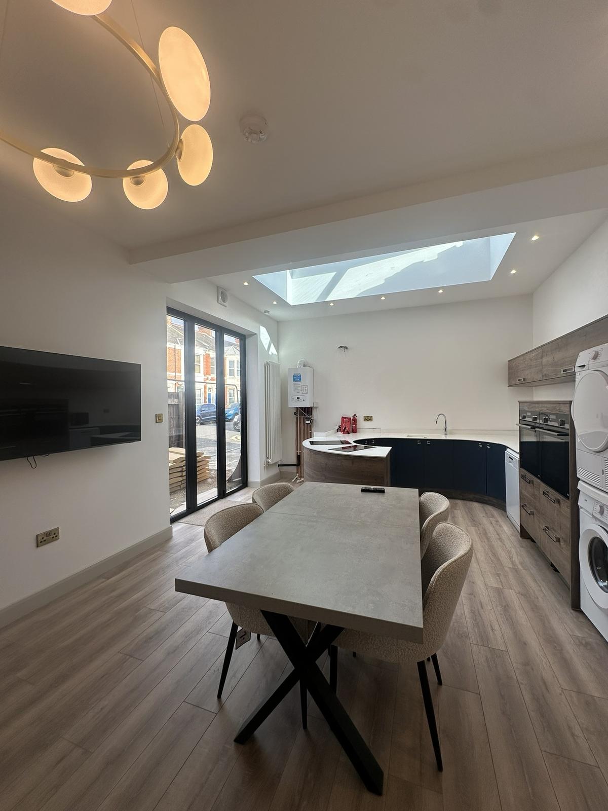 5 bedroom house for rent Myrtle Grove Newcastle, NE2 3HT | UniHomes