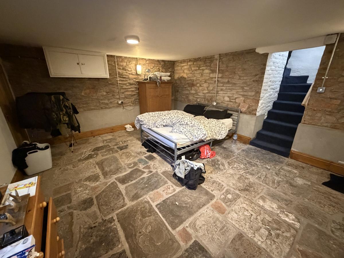 6 bedroom house for rent Sussex Place Bristol, BS2 9QN | UniHomes
