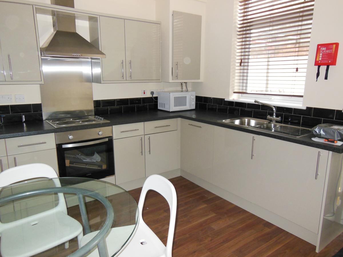 4 bedroom house for rent Barber Road, Sheffield, S10 1EB | UniHomes