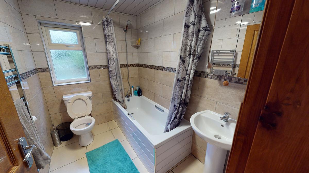 6 bedroom house for rent Rathbone Close Birmingham, B5 7NF | UniHomes