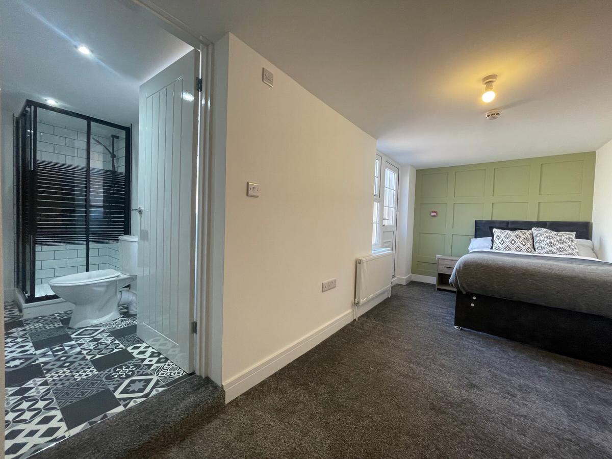 6 bedroom house for rent Waverley Avenue Nottingham, NG9 1HZ | UniHomes