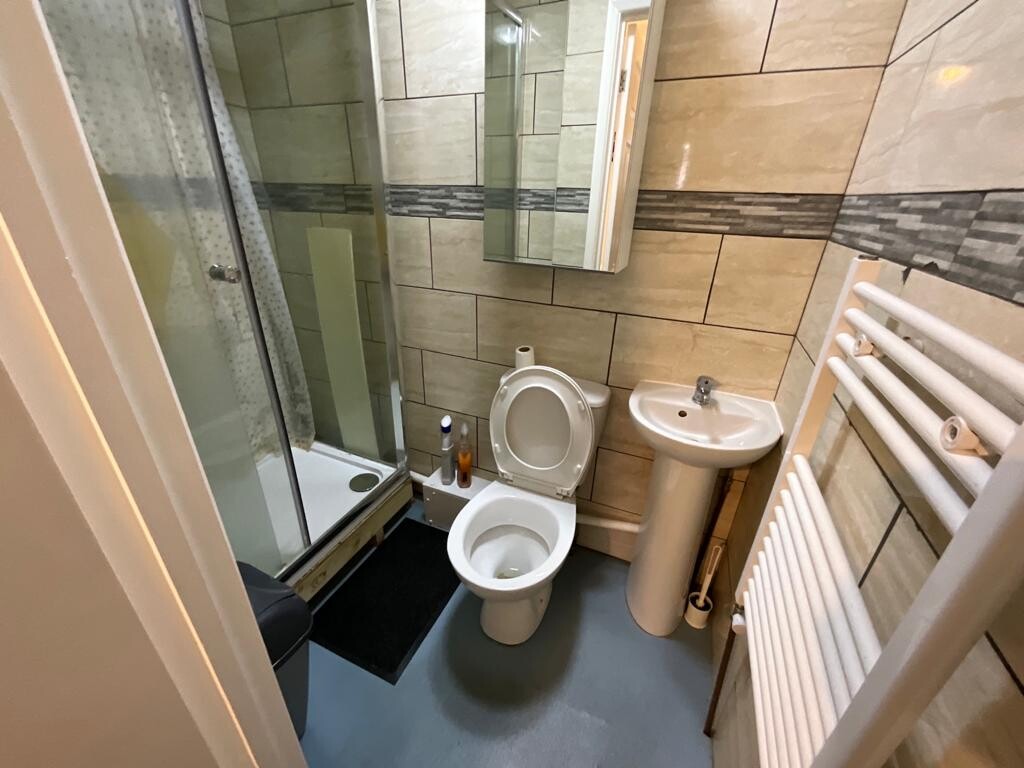 4 bedroom house for rent Templar Road, Nottingham, NG9 2DX | UniHomes