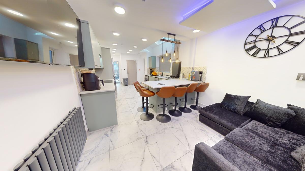 6 bedroom house for rent Dawlish Road, Birmingham, B29 7AA | UniHomes