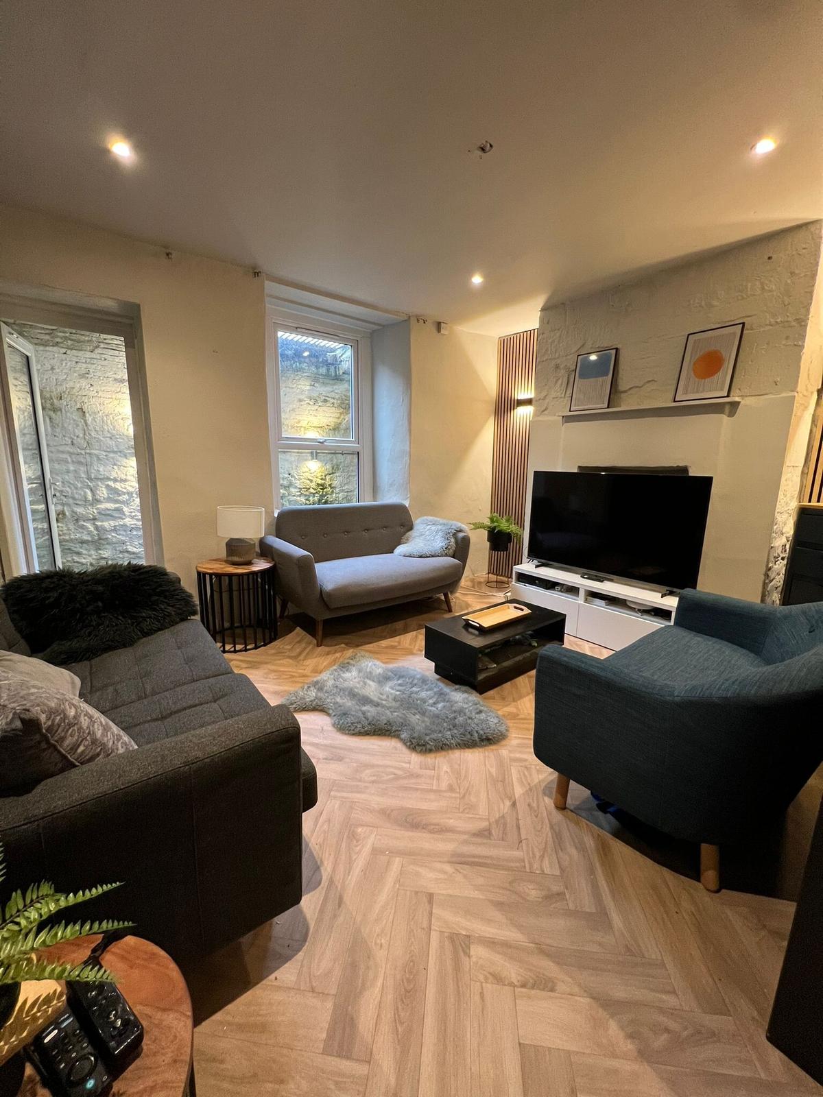 6 bedroom house for rent Stuart Place Bath, BA2 3RQ | UniHomes