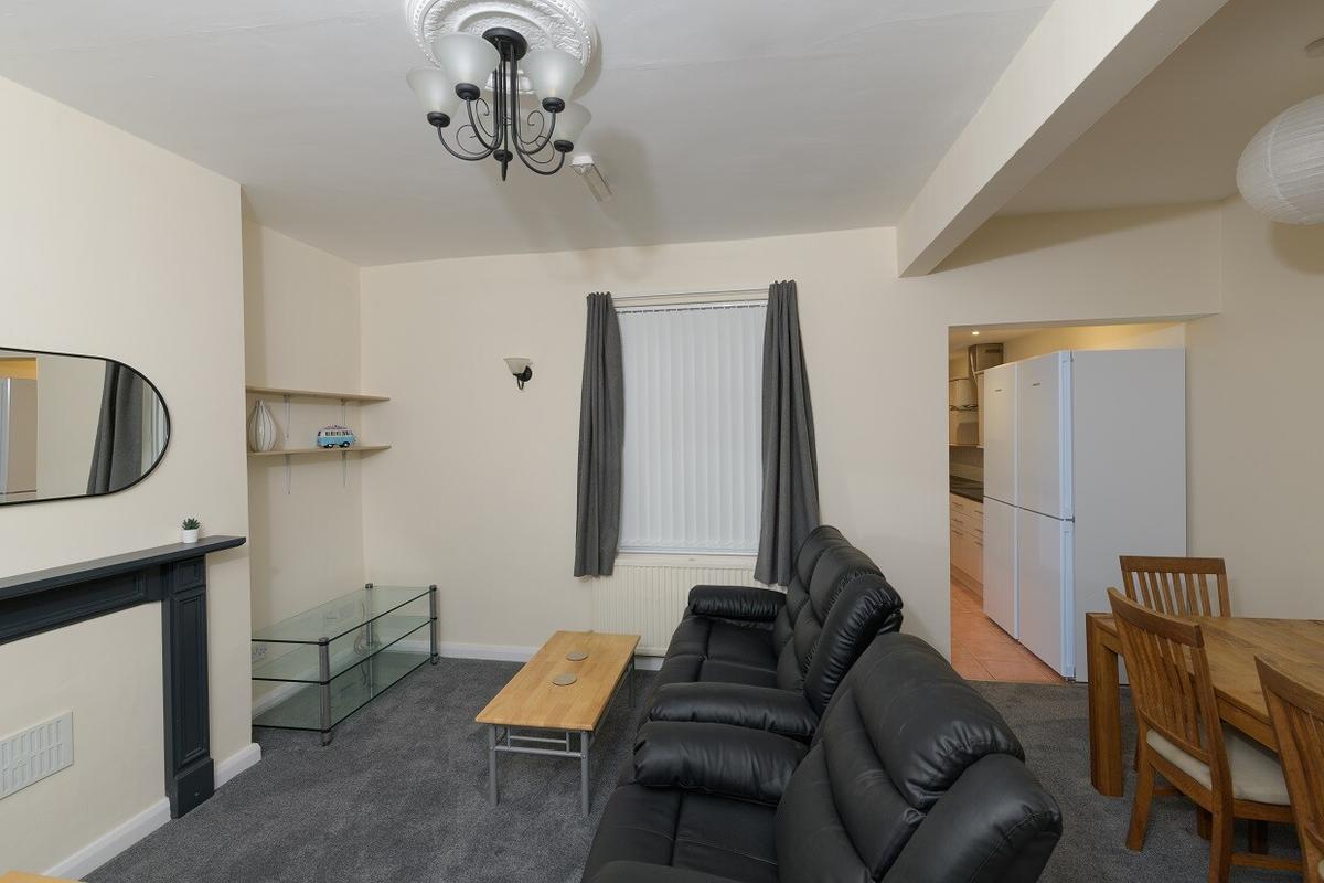 5 bedroom house for rent Hathersage Road, Manchester, M13 0EJ | UniHomes