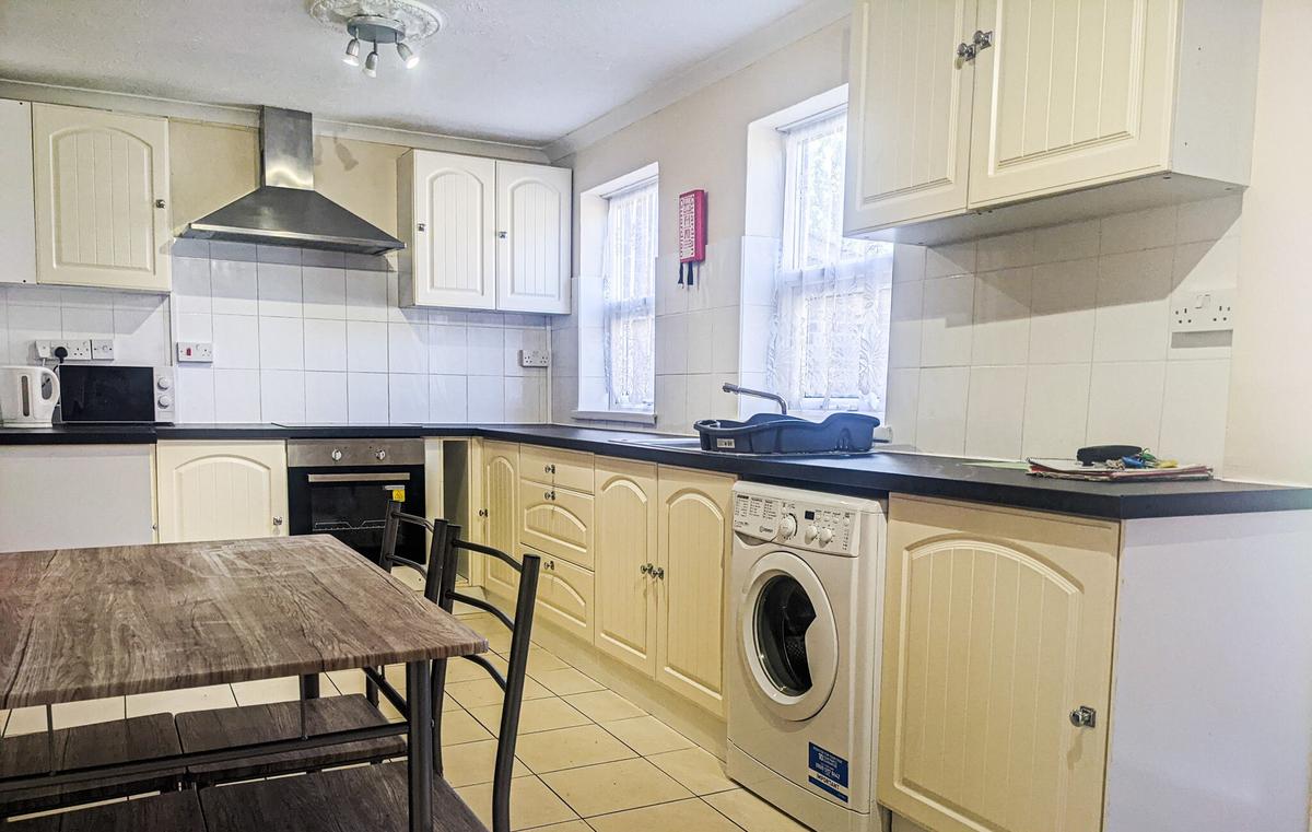 4 bedroom house for rent Charles Pell Road Colchester, CO4 3XT | UniHomes