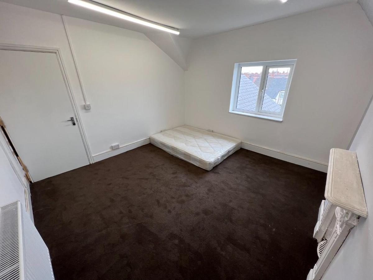 4 bedroom house for rent Albany Road, Cardiff, CF24 3RR | UniHomes