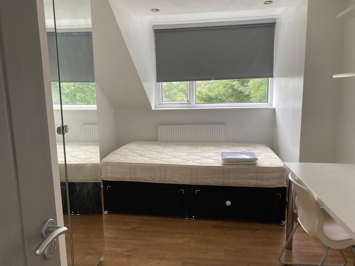 8 bedroom house for rent Cliff Mount Terrace, Leeds, LS6 2HR | UniHomes