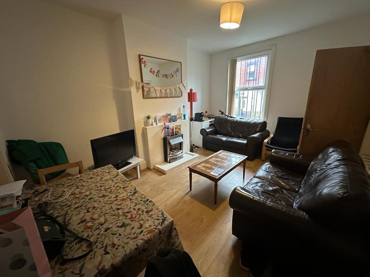 5 bedroom house for rent Archery Terrace Leeds, LS2 9AT | UniHomes