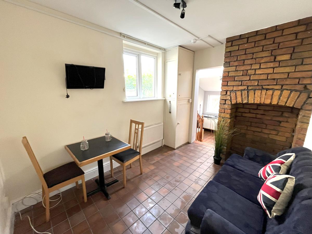 6 bedroom house for rent Laxey Road Bristol, BS7 0JA | UniHomes
