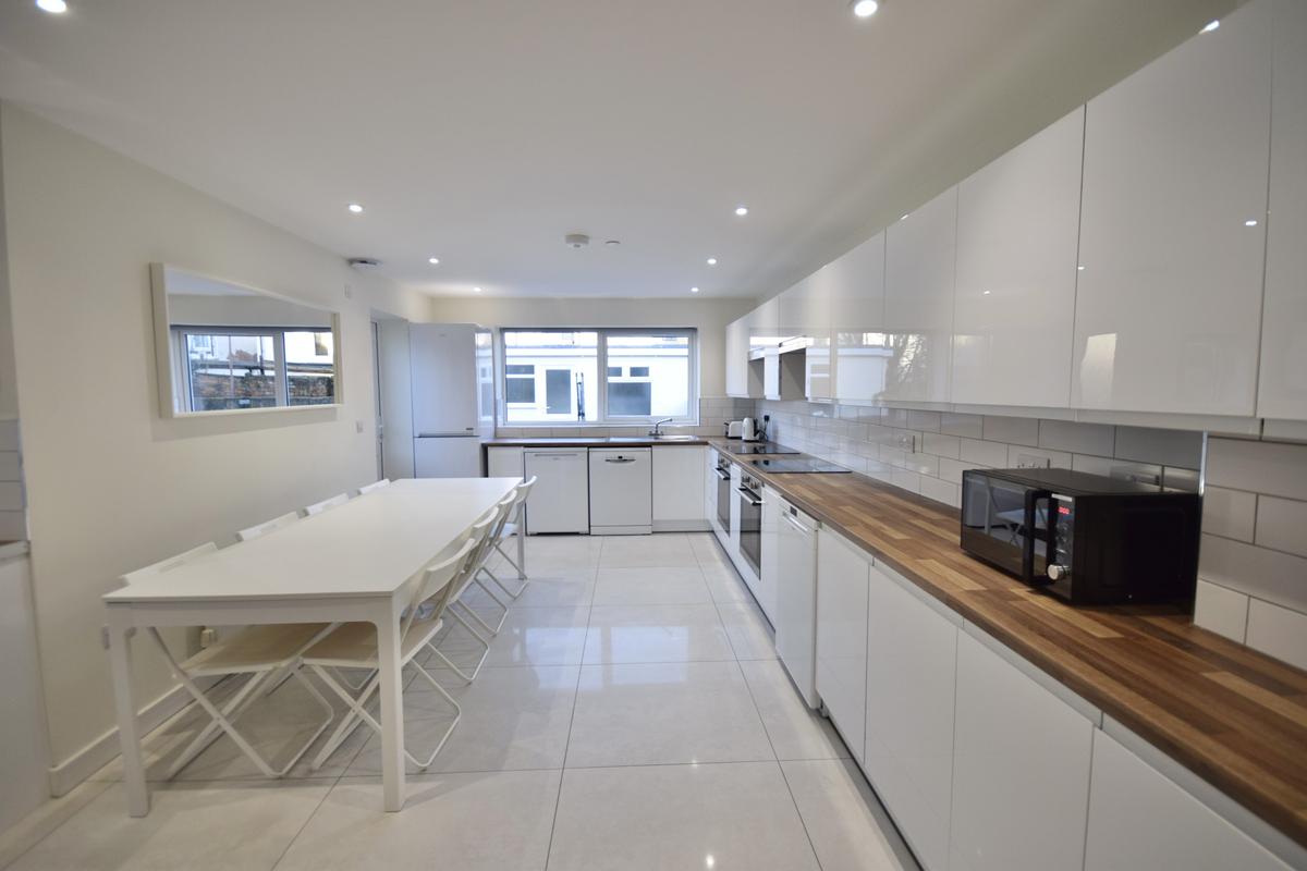 8 bedroom house for rent Coburn Street Cardiff, CF24 4BS | UniHomes
