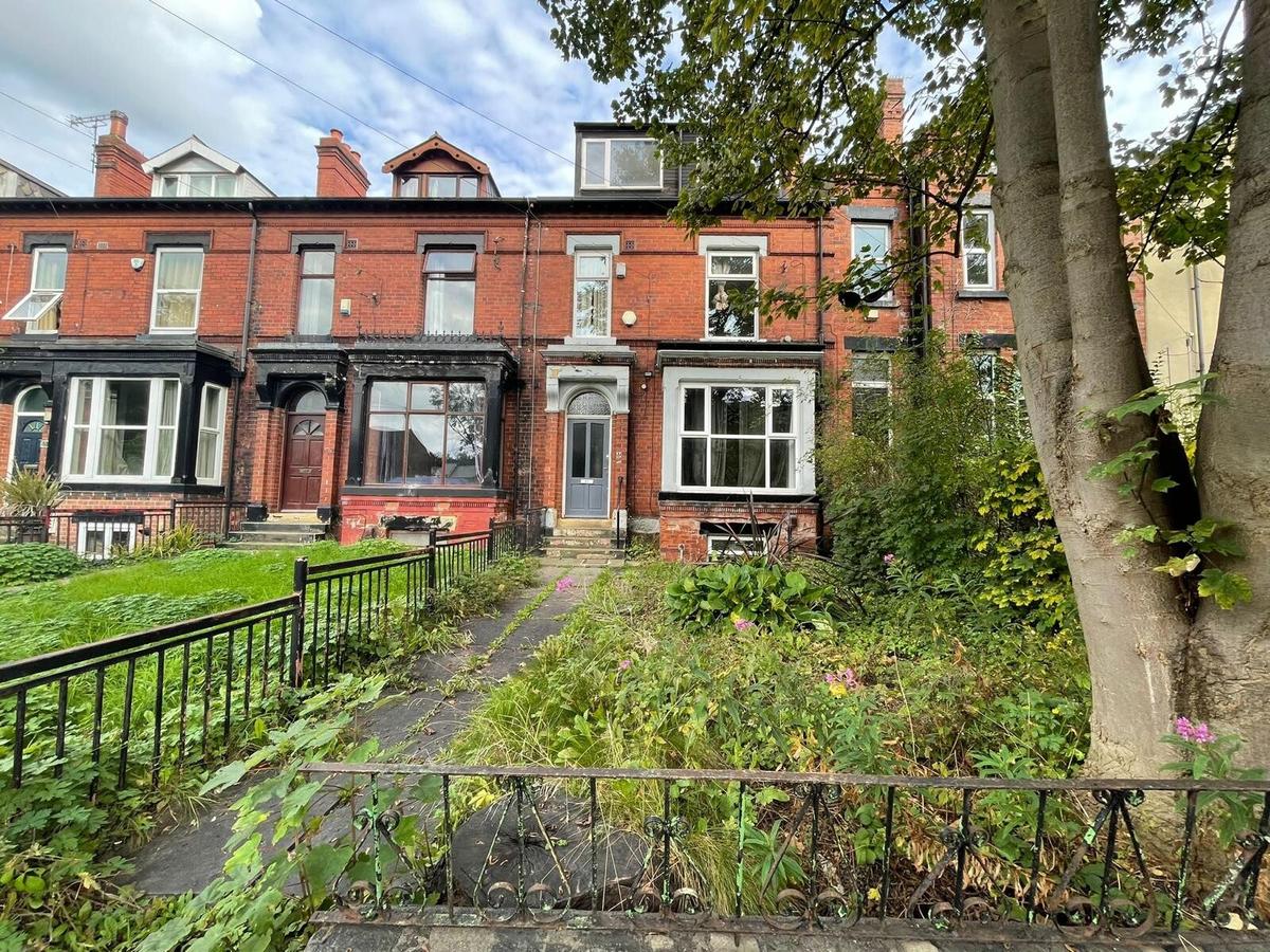8 bedroom house for rent Ash Grove, Leeds, LS6 1AX | UniHomes