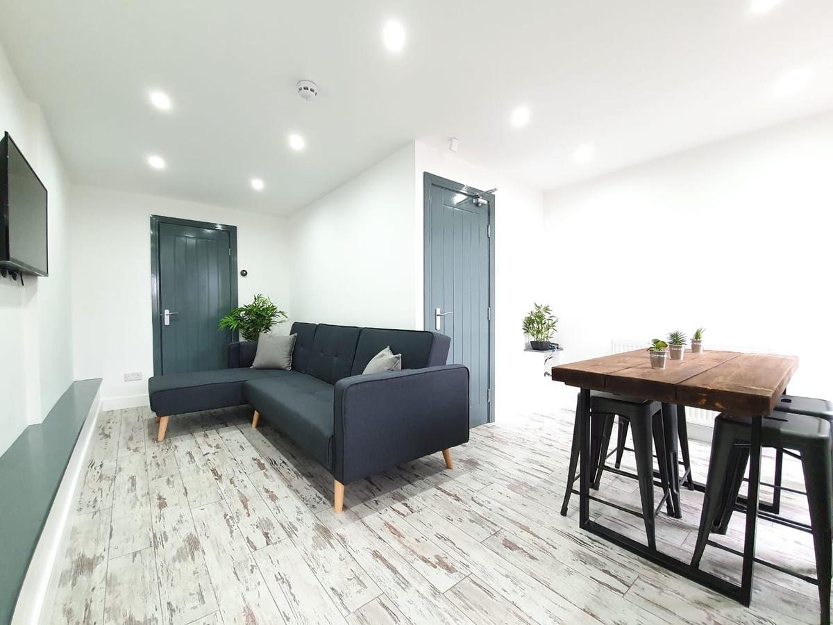 5 bedroom apartment for rent Cheapside Liverpool, L2 2DY | UniHomes
