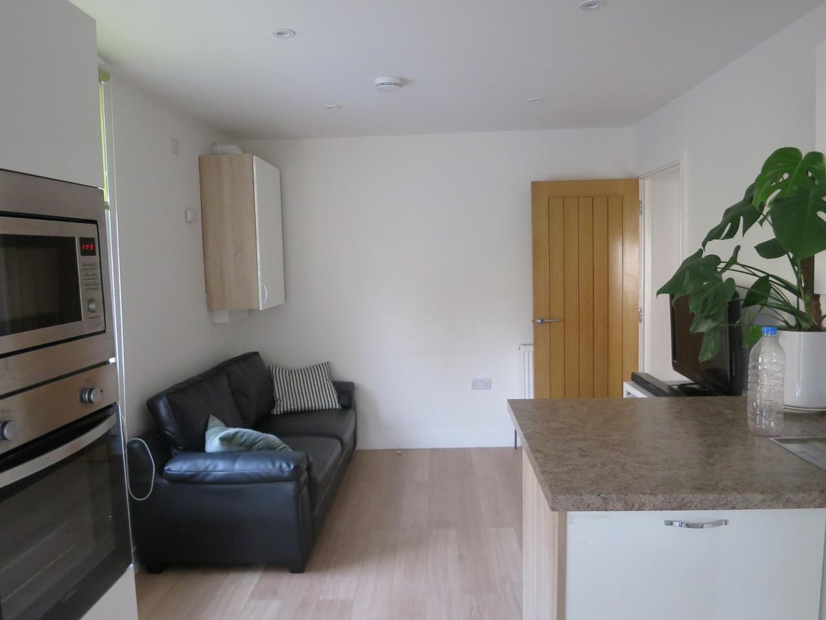 2 bedroom apartment for rent 1 Edward Road Nottingham, NG2 5GB | UniHomes