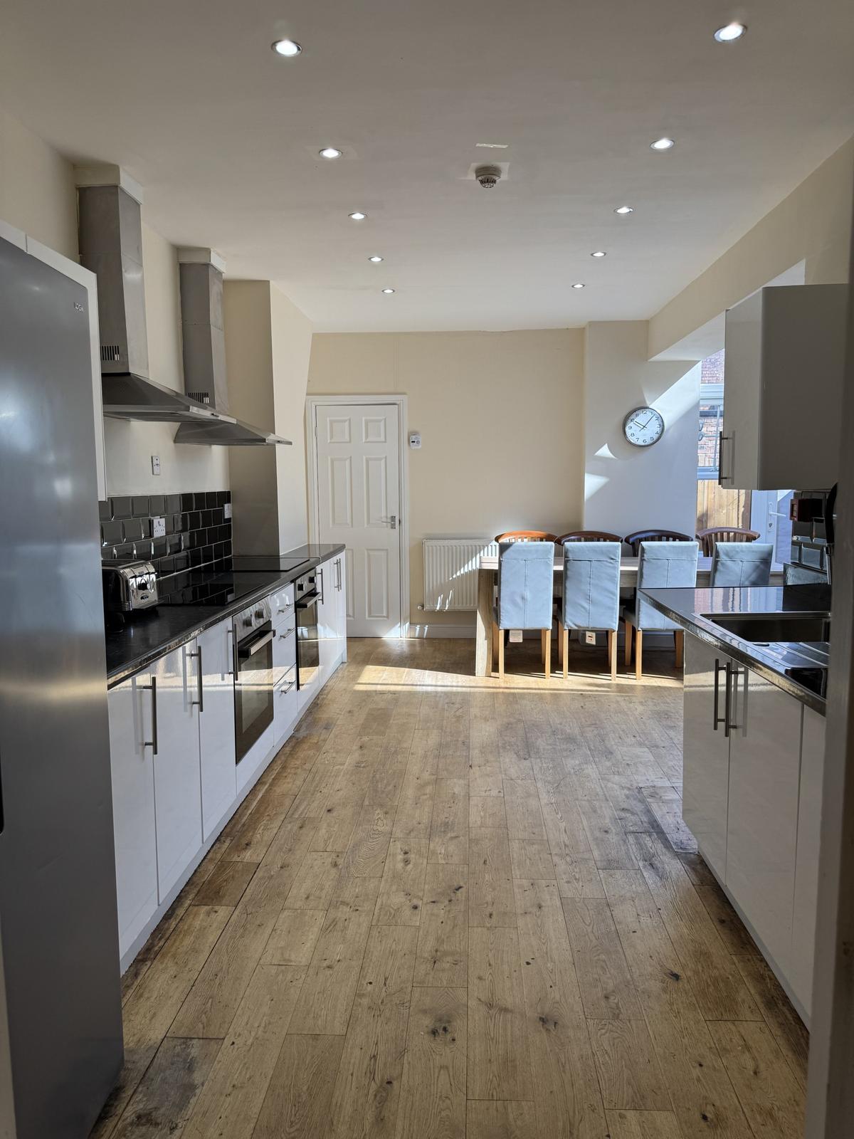 8 bedroom house for rent Osborne Avenue Newcastle, NE2 1JT | UniHomes