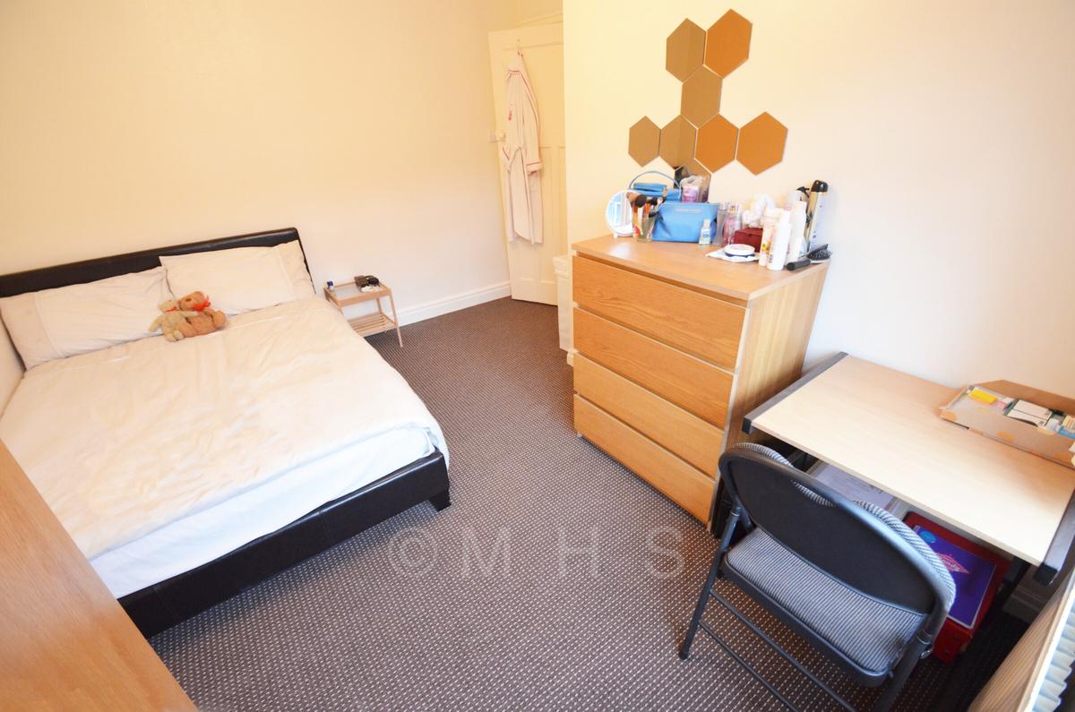 4 bedroom house for rent Manor Terrace Leeds, LS6 1BU | UniHomes