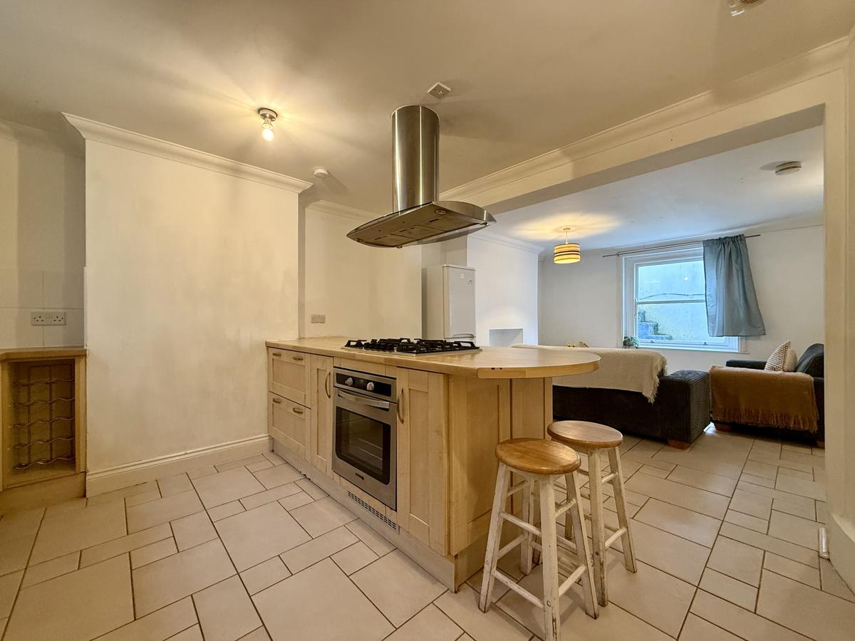 6 bedroom house for rent Great College Street Brighton, BN2 1HJ | UniHomes