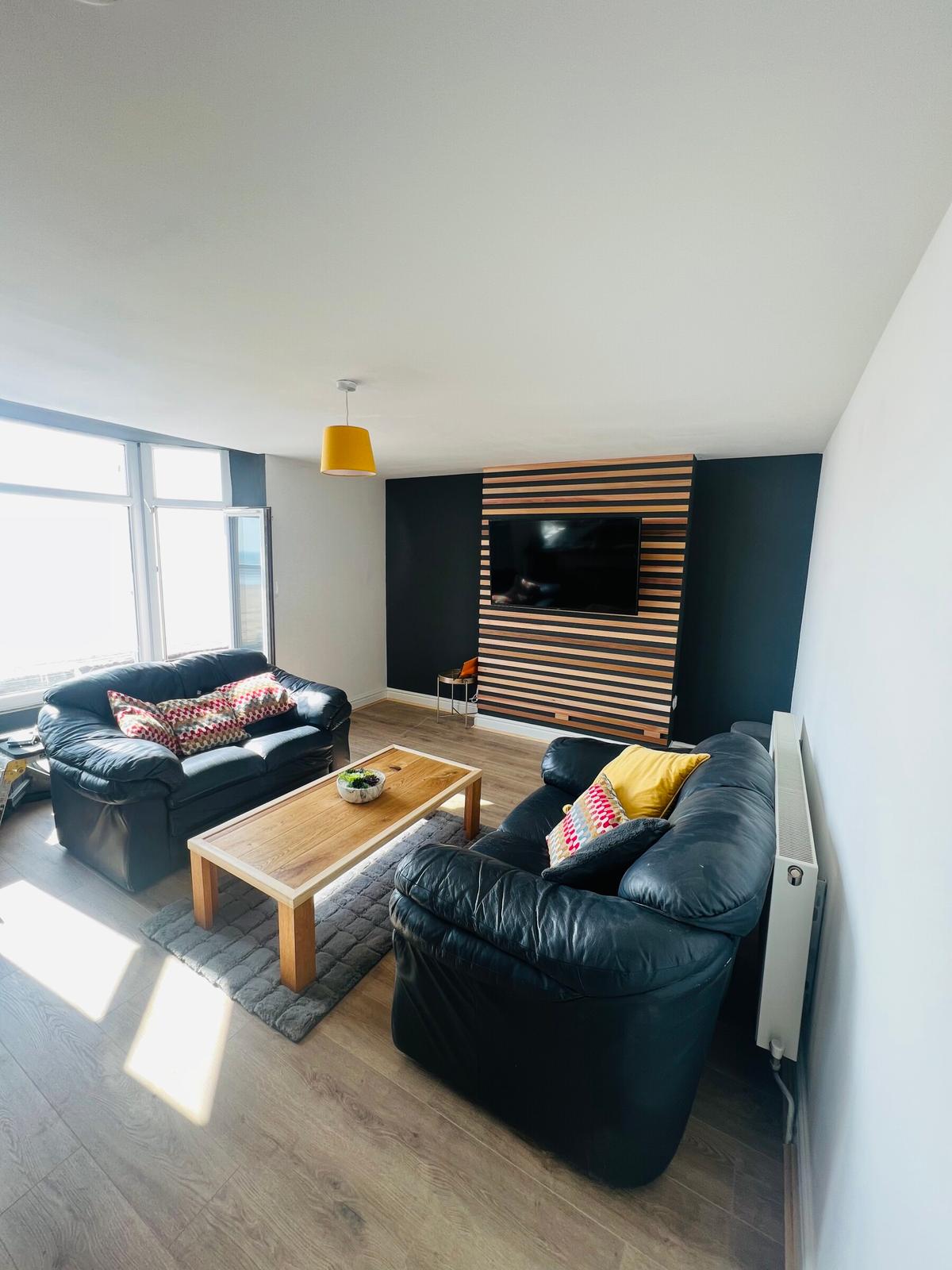 3 bedroom apartment for rent Oystermouth Road Swansea, SA1 3UL | UniHomes