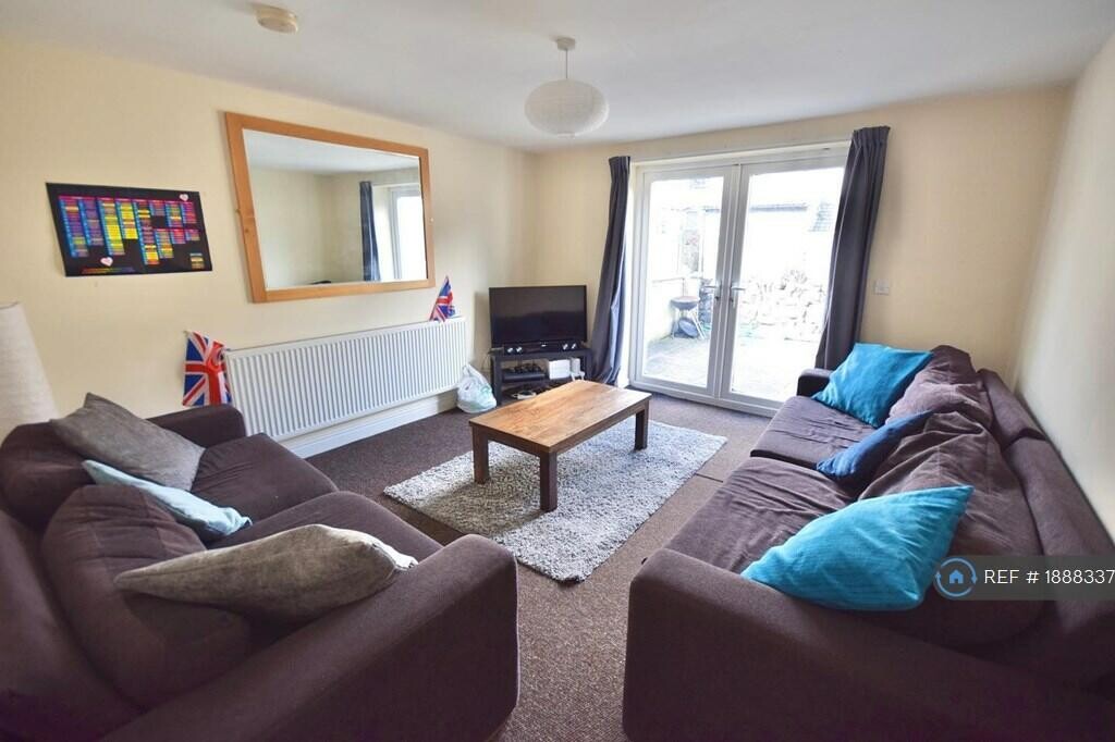 8 bedroom house for rent Harriet Street Cardiff, CF24 4BU | UniHomes