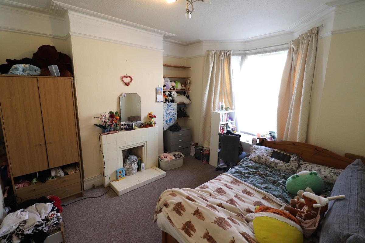 4 bedroom house for rent Victoria Terrace Bath, BA2 3QZ | UniHomes