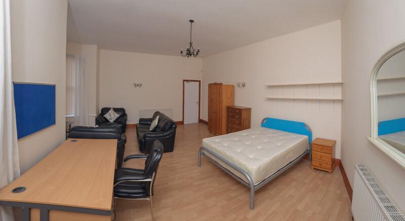 11 bedroom house for rent Dickenson Road, Manchester, M14 5HT | UniHomes