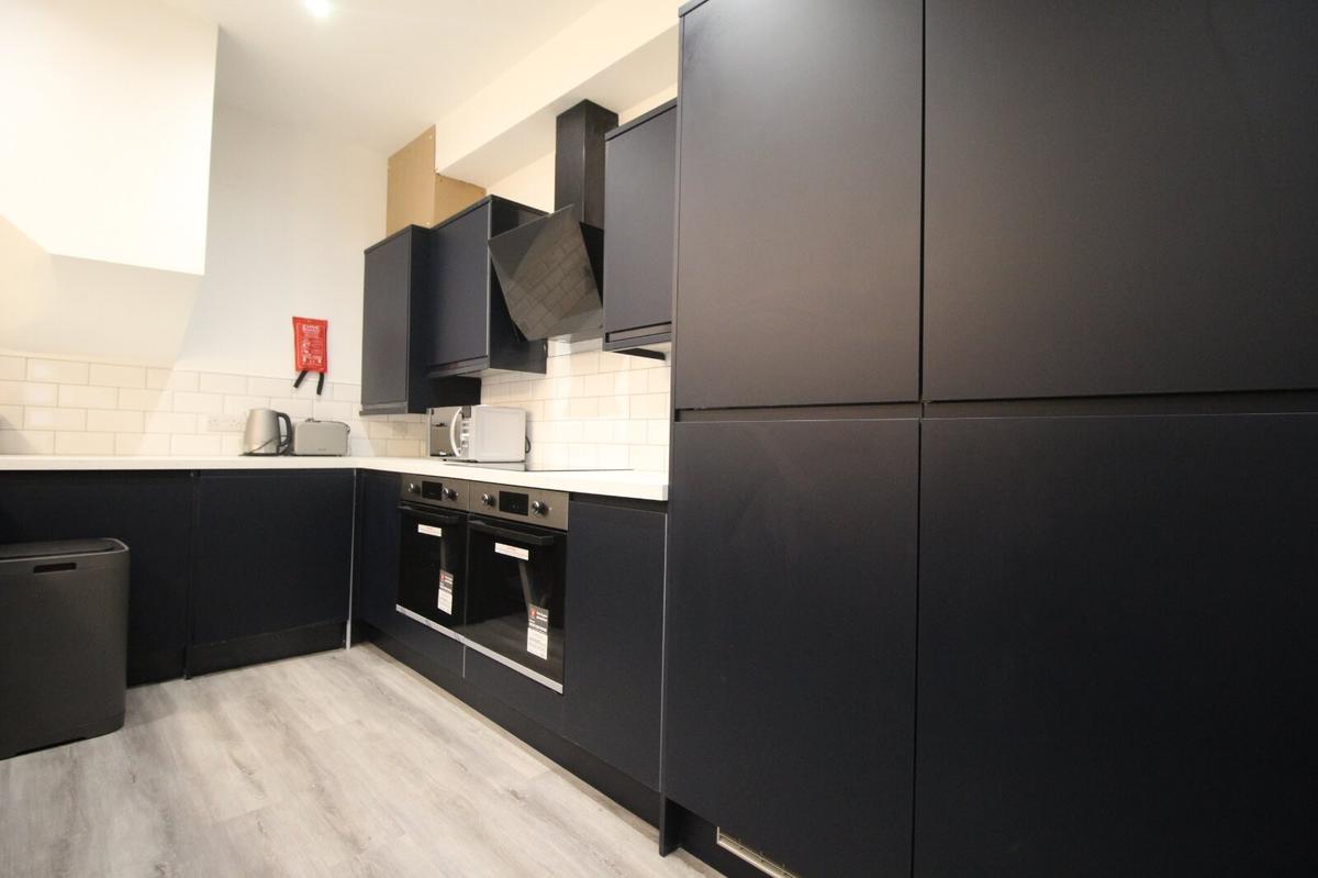 6 bedroom house for rent Norman Road, Portsmouth, PO4 0LP | UniHomes