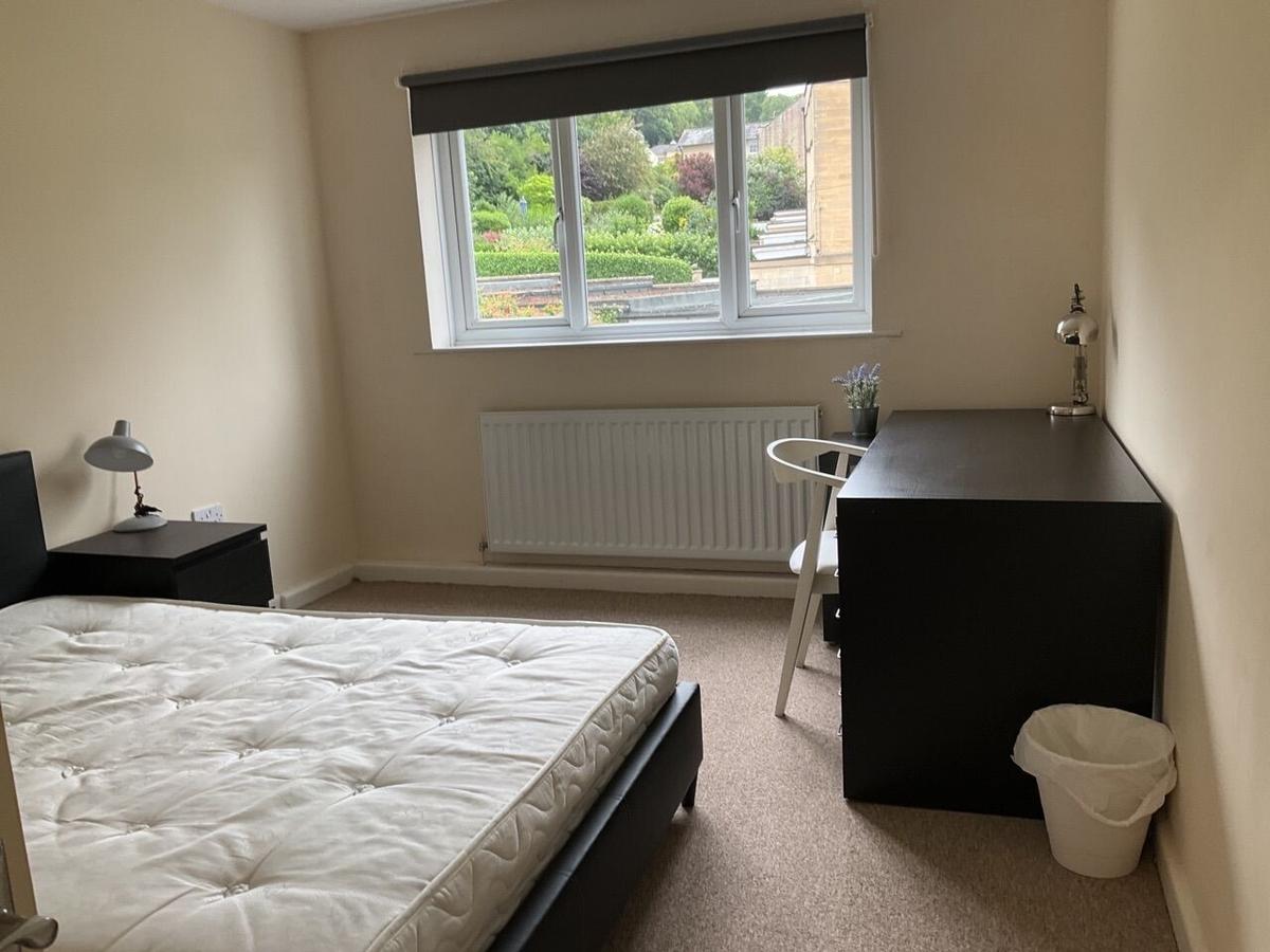 2 bedroom apartment for rent Cleveland Court Bath, BA2 6JY | UniHomes