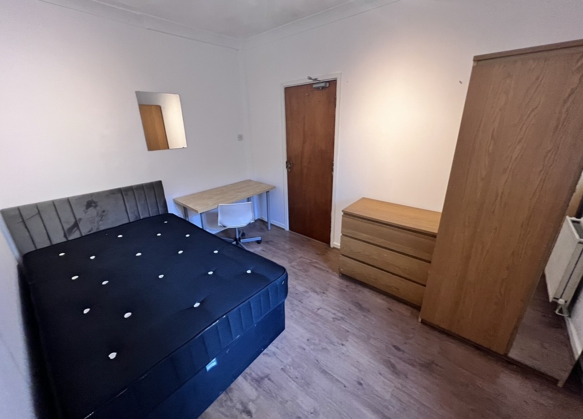 6 bedroom house for rent Harriet Street, Cardiff, CF24 4BX | UniHomes