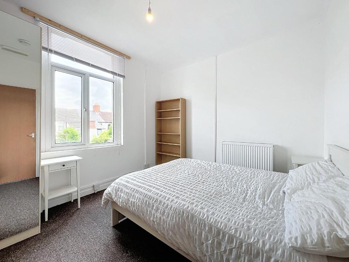 4 bedroom house for rent Albany Road Cardiff, CF24 3RR | UniHomes