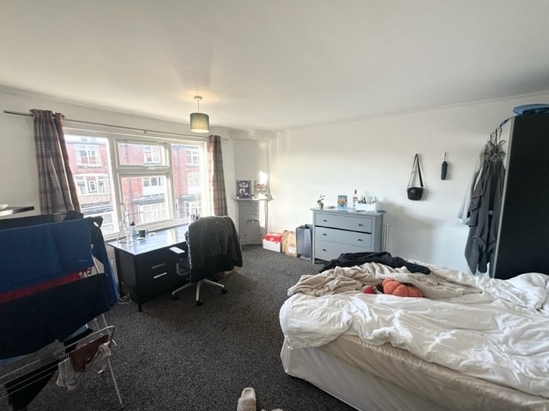 6 bedroom house for rent Manor Drive Leeds, LS6 1DD | UniHomes