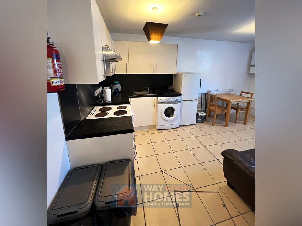 2 bedroom house for rent Oxford Street Swansea, SA1 3JN | UniHomes