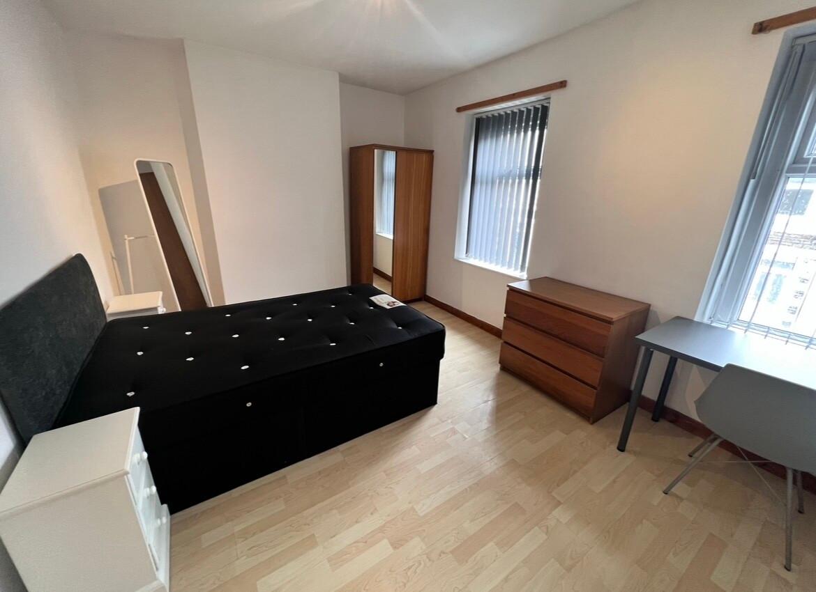 4 bedroom house for rent May Street Cardiff, CF24 4EX | UniHomes