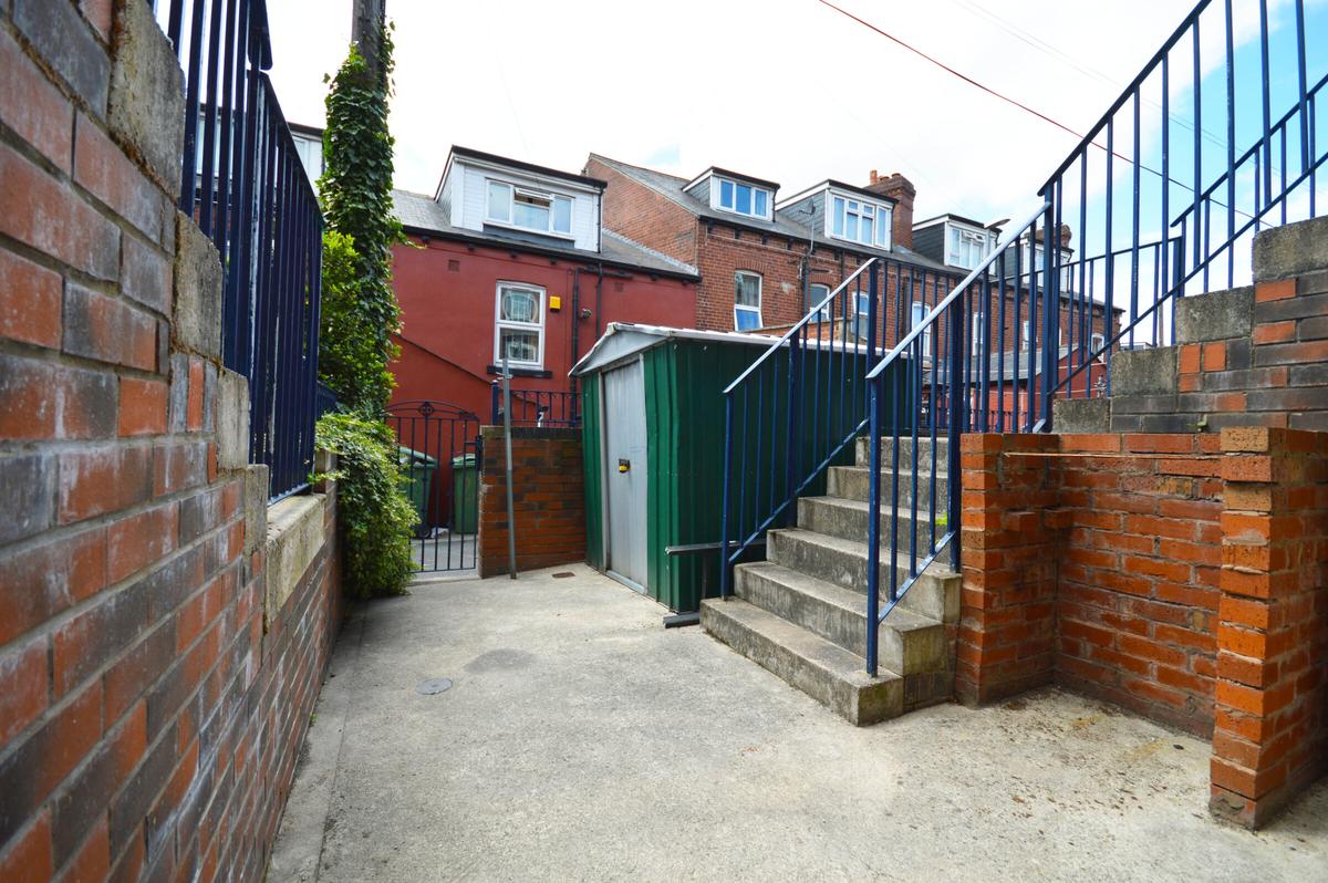 4 bedroom house for rent Burley Lodge Terrace Leeds, LS6 1QD | UniHomes