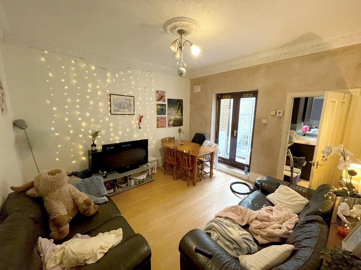 4 bedroom house for rent Bower Road Sheffield, S10 1ER | UniHomes